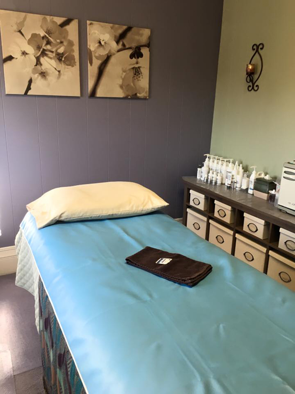 S2E bikini brazilian table set-up | Skin2Envy